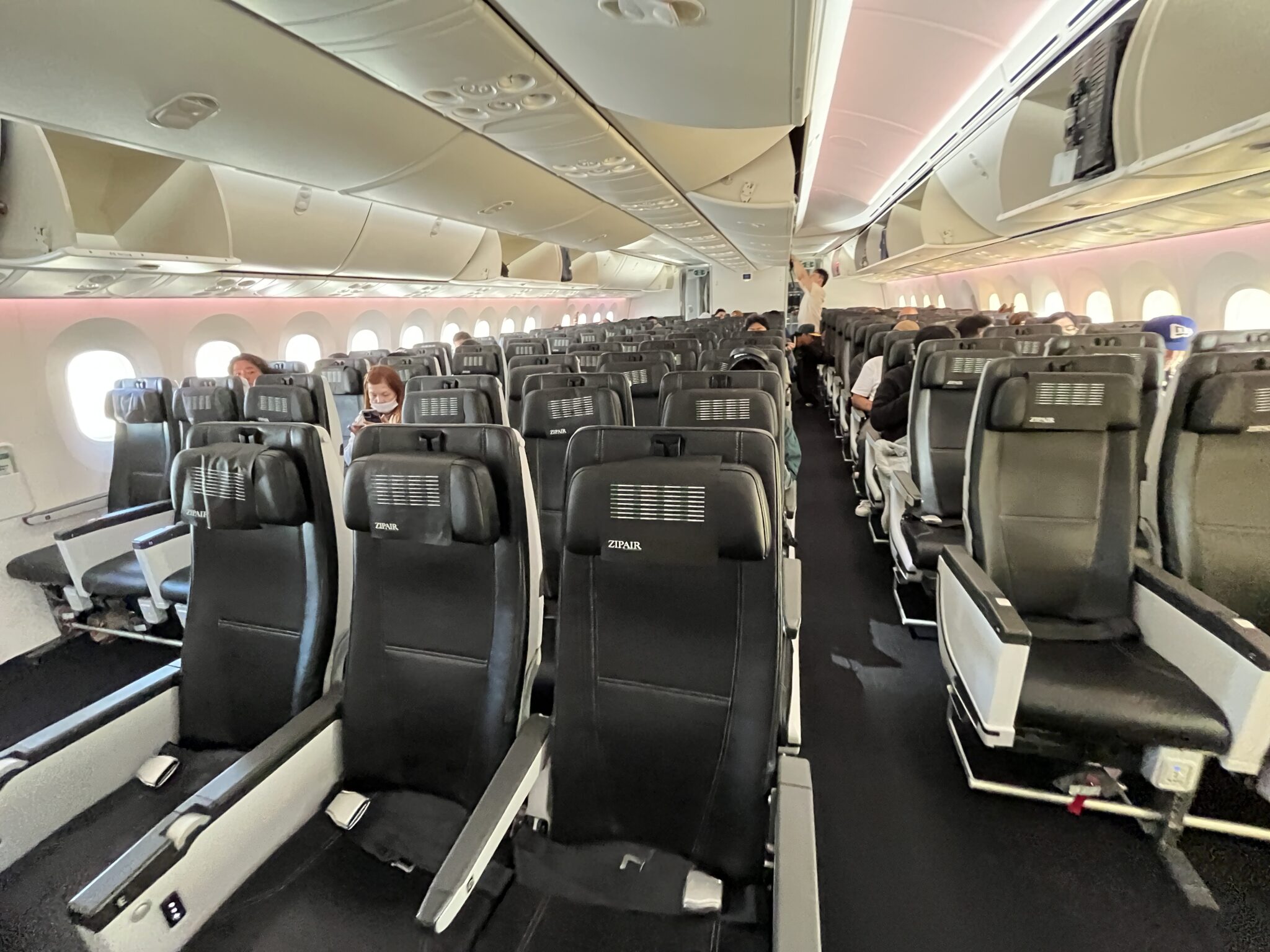 ZIPAIRスタンダードシートの乗り心地は？LCCでも快適？徹底解説！ | ひろたかブログ